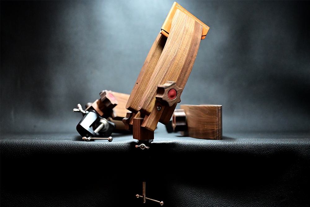 Walnut Compact Stitching Pony Clamp - Leather Artisan Lab